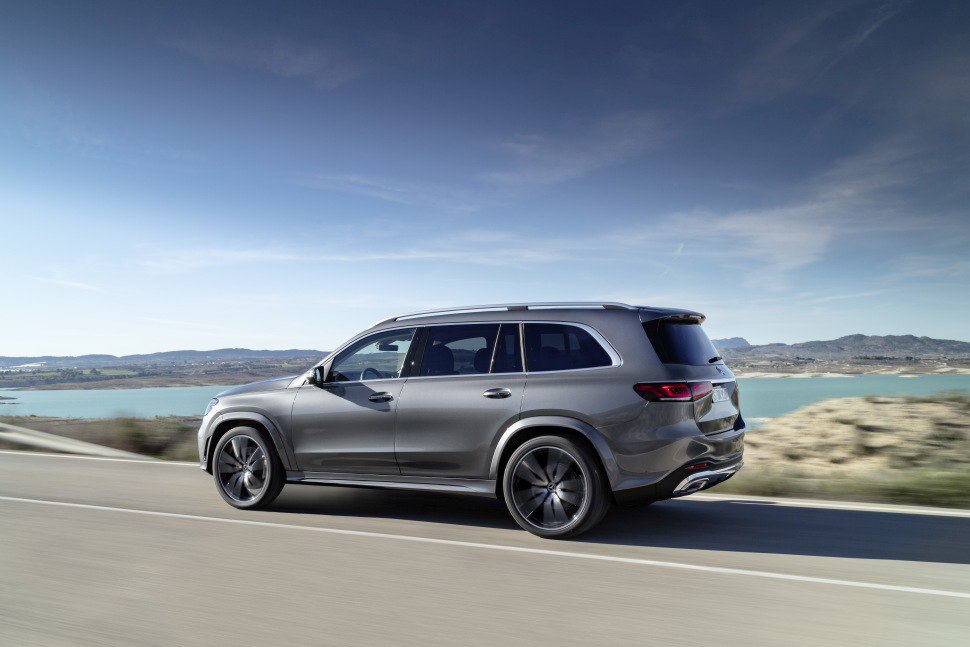 Mercedes-Benz GLS technical specifications and fuel economy